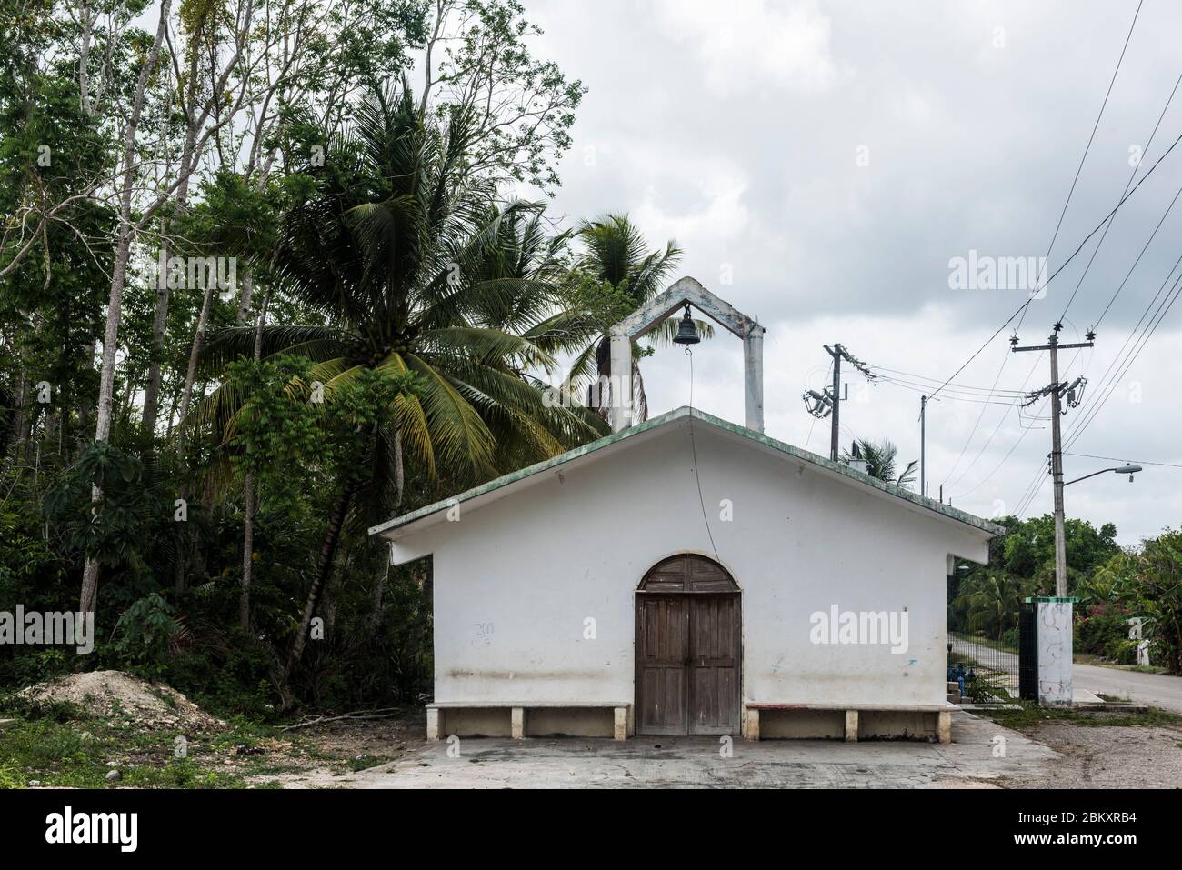 Mexican catholic chapel, at little village in Yucatan Peninsula Stock ...