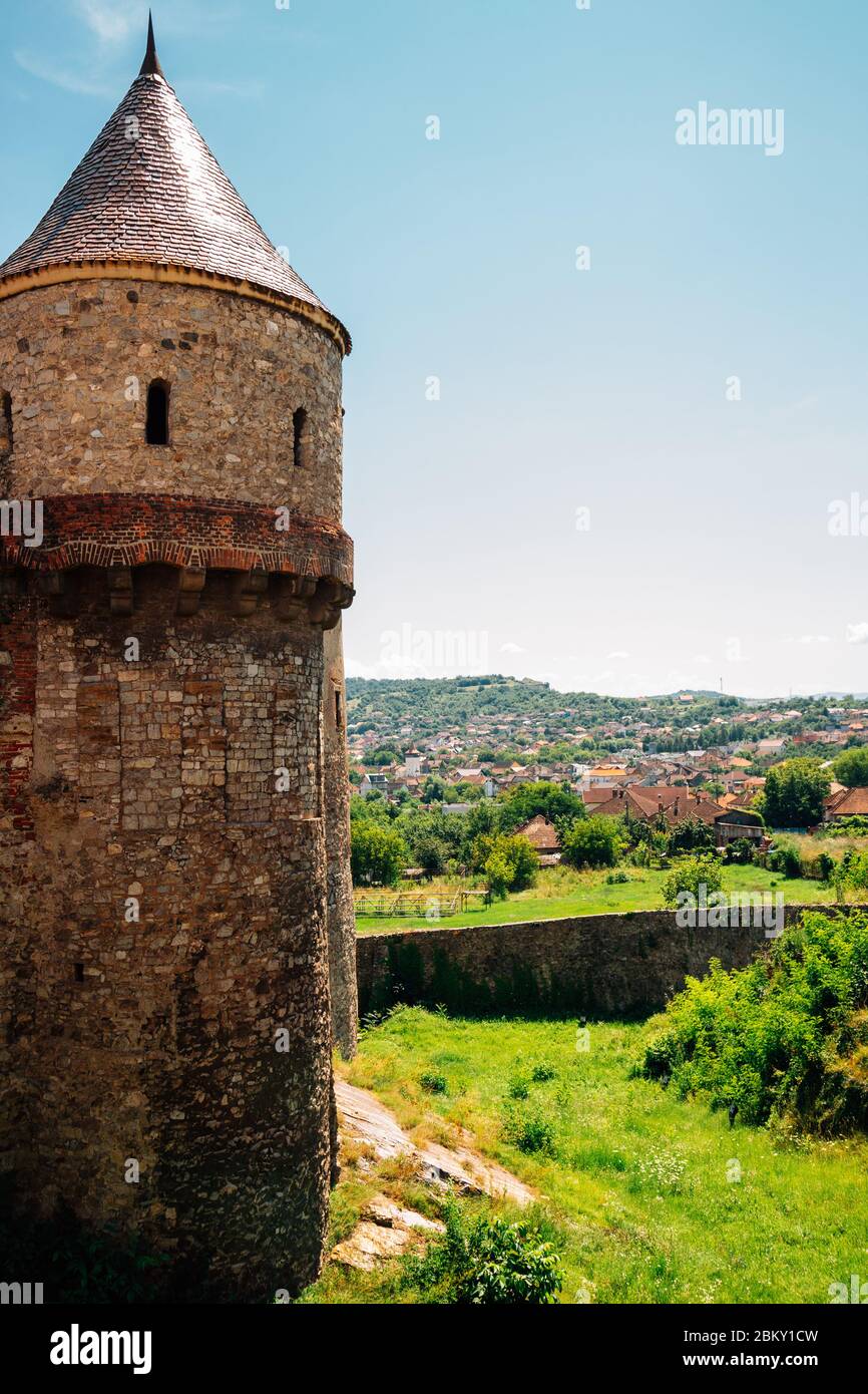 Medieval Corvin Castle (Hunyad Castle) and old city in Hunedoara ...