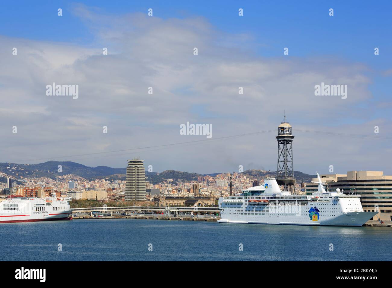 Cruise ship, Barcelona Port, Catalonia, Spain, Europe Stock Photo - Alamy