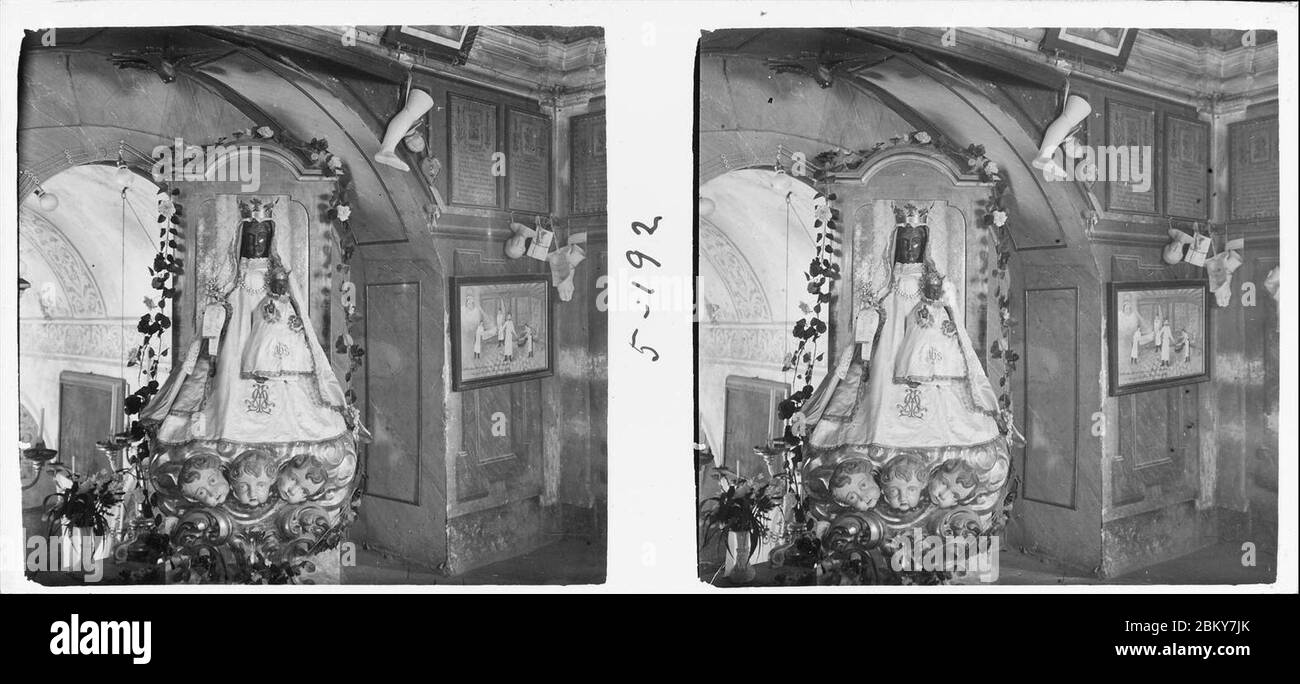 Imatge de Nostra Senyora del Coll Stock Photo - Alamy