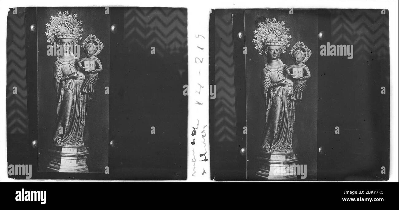 Mare de deu de Black and White Stock Photos & Images - Alamy