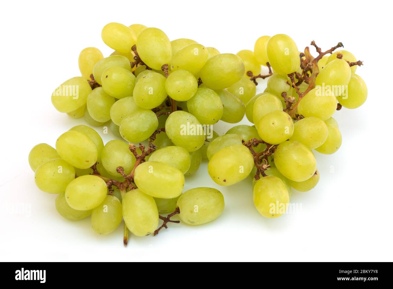 Bunch of fresh ripe juicy grapes isolated on white background Stock ...