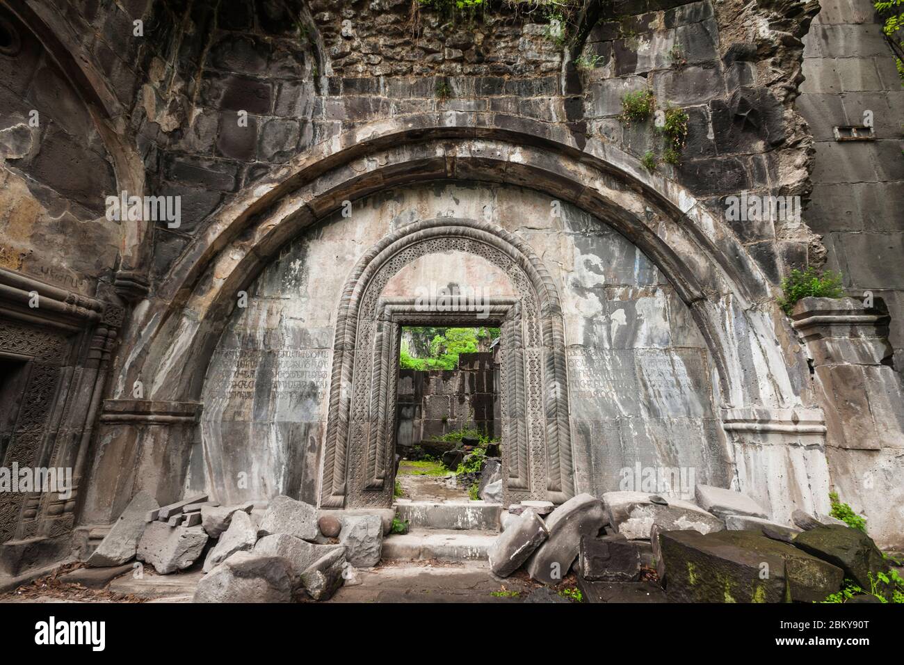 Kobayr Monastery Complex, Armenian church, Armenian monastery, Ruins of ...