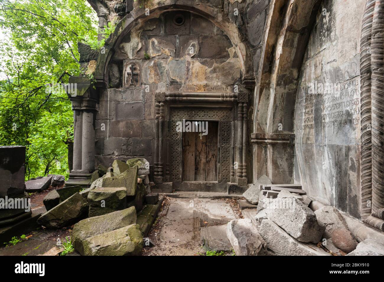 Kobayr Monastery Complex, Armenian church, Armenian monastery, Ruins of ...