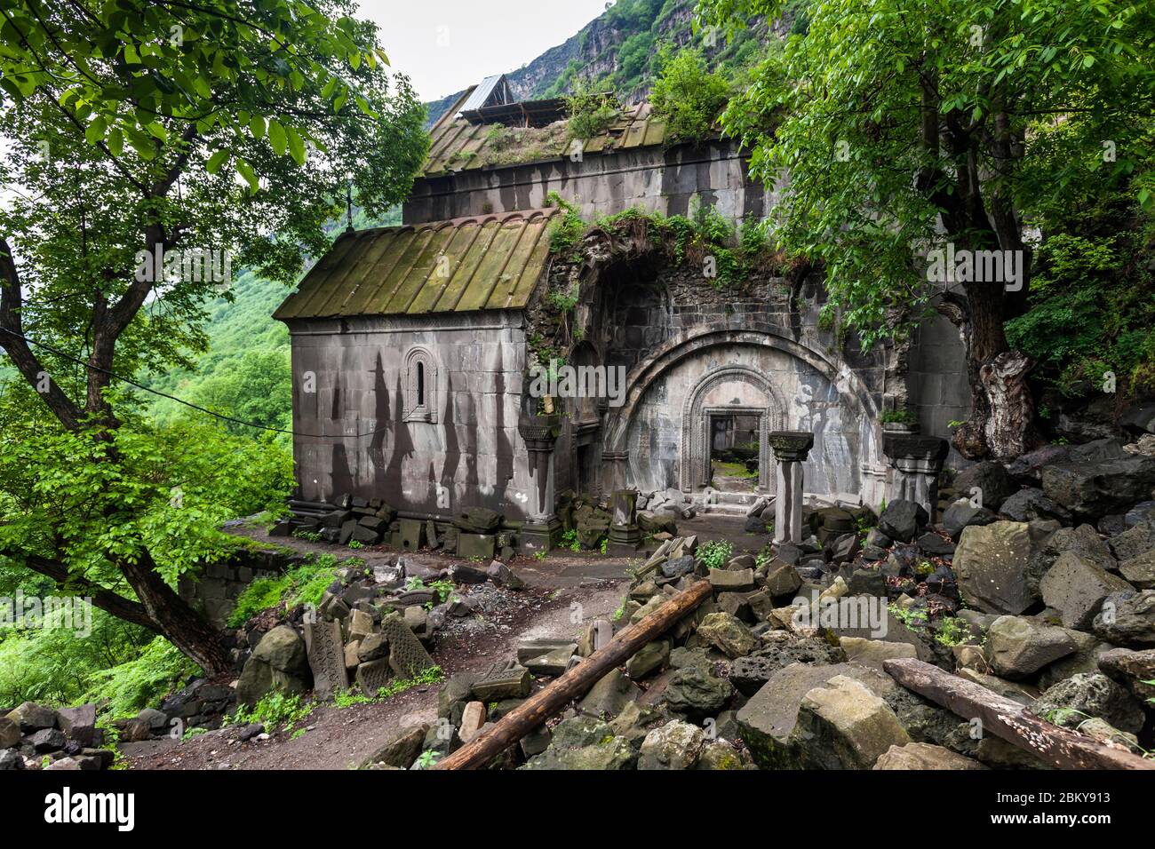 Kobayr Monastery Complex, Armenian church, Armenian monastery, Ruins of ...