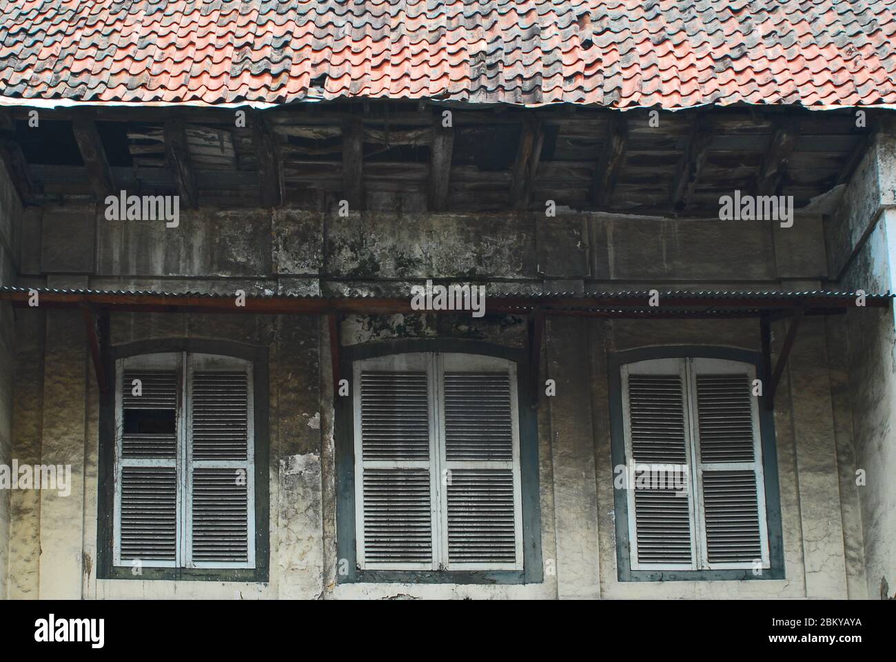 Window in old town hi-res stock photography and images - Alamy
