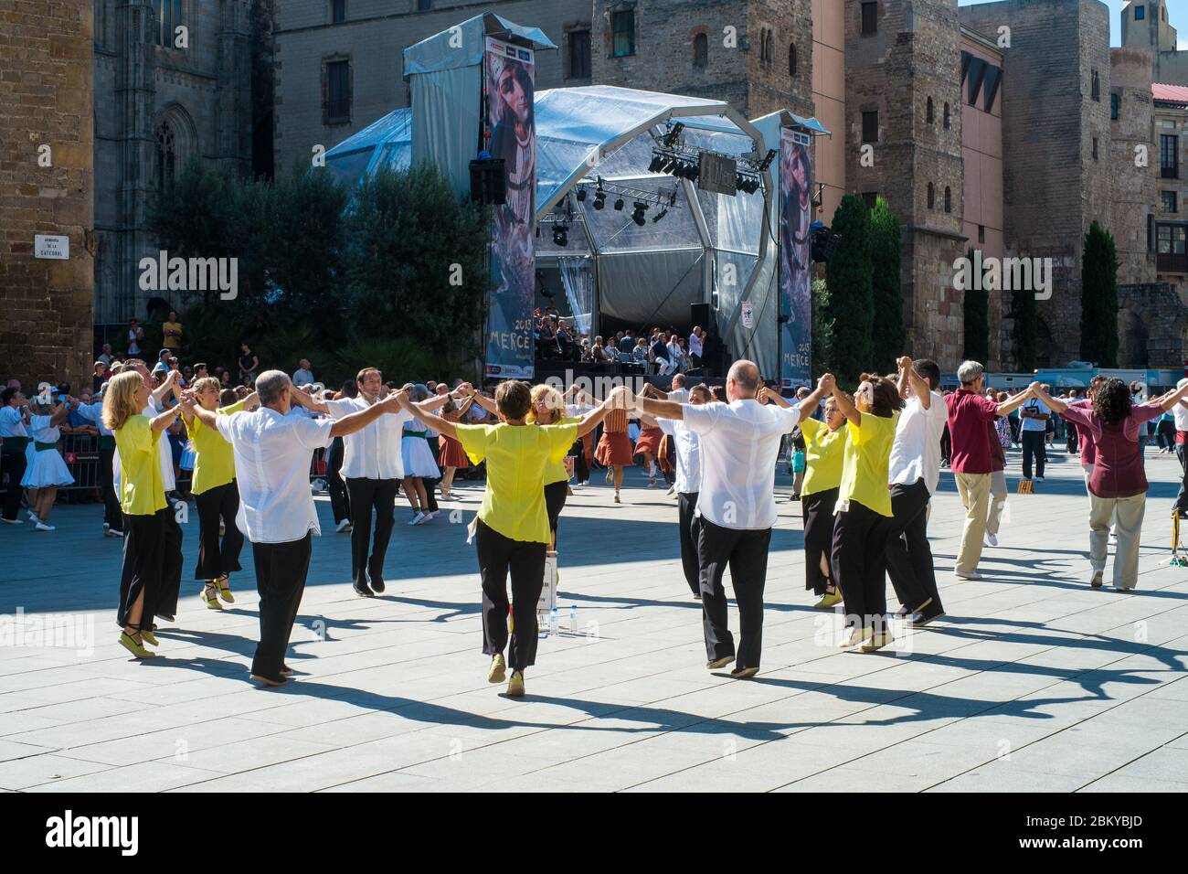 Traditional dance competition in the main square in front of Barcelona ...