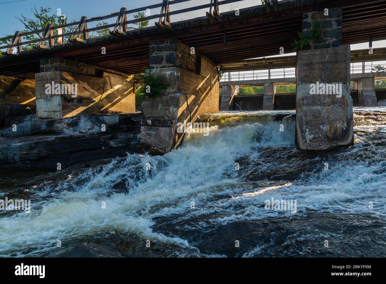 Moon river muskoka hi-res stock photography and images - Alamy