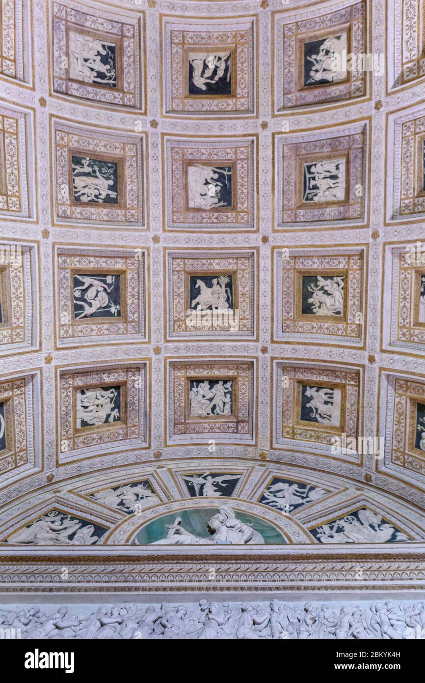 Palazzo Te interior by Giulio Romano, 1534, Mantua, Lombardy, Italy ...