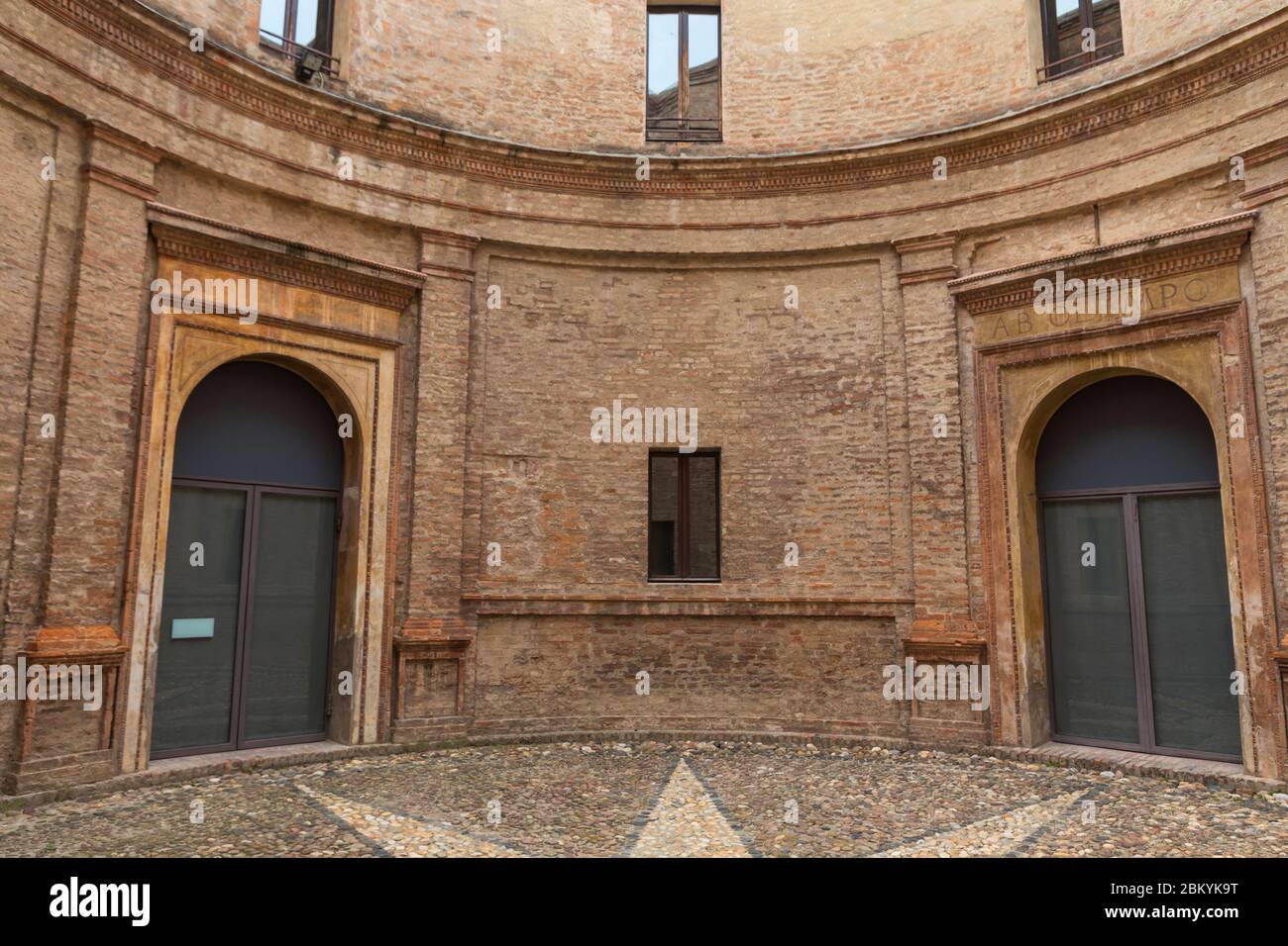 15th century italian architecture hi-res stock photography and images ...