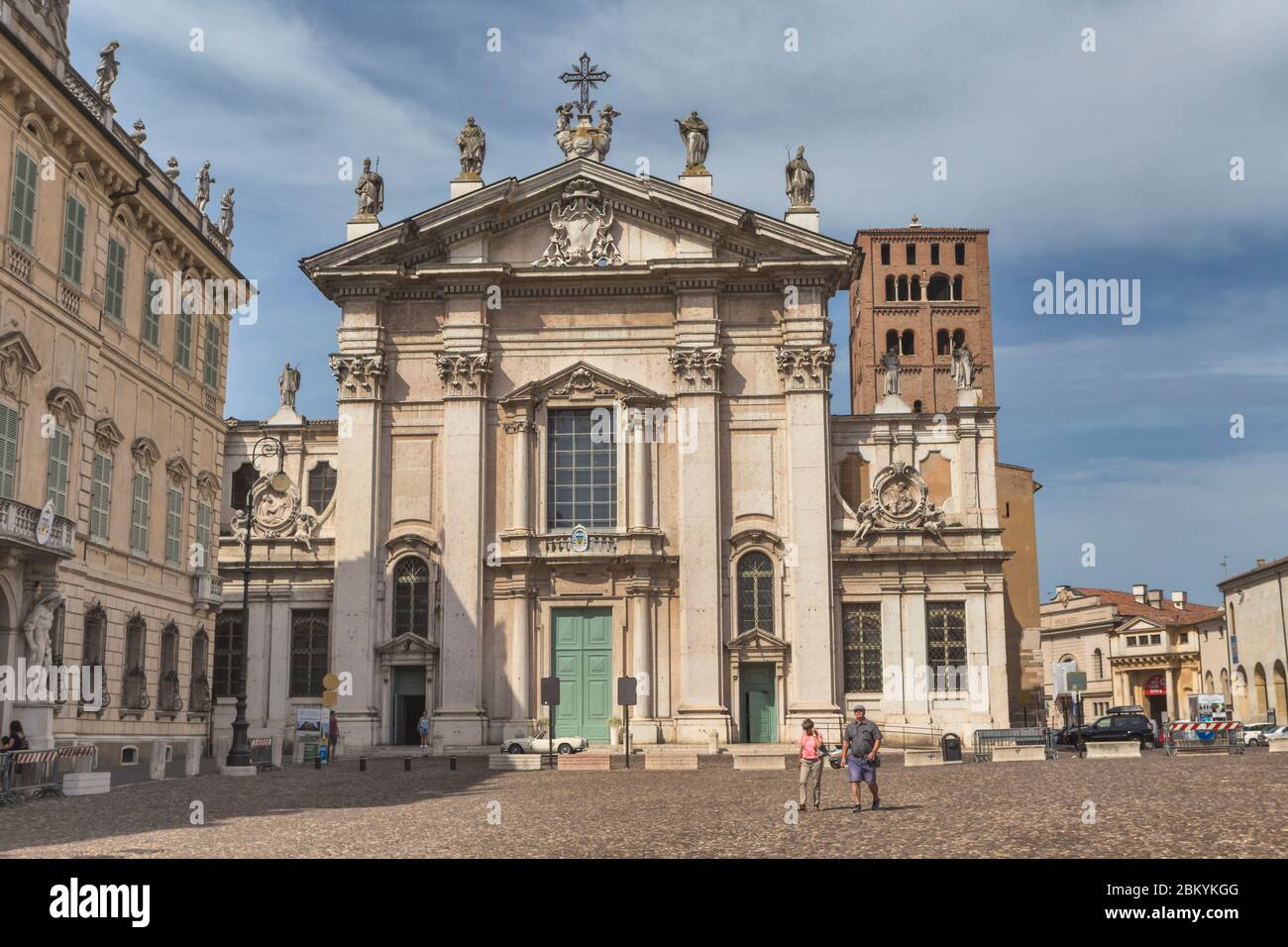 Mantua Cathedral High Resolution Stock Photography and Images - Alamy