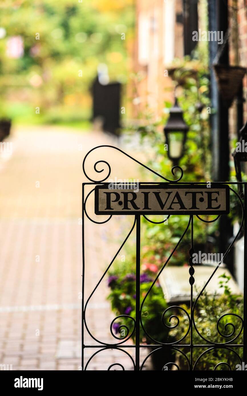 sign indicating privacy, board with word private in front of house ...