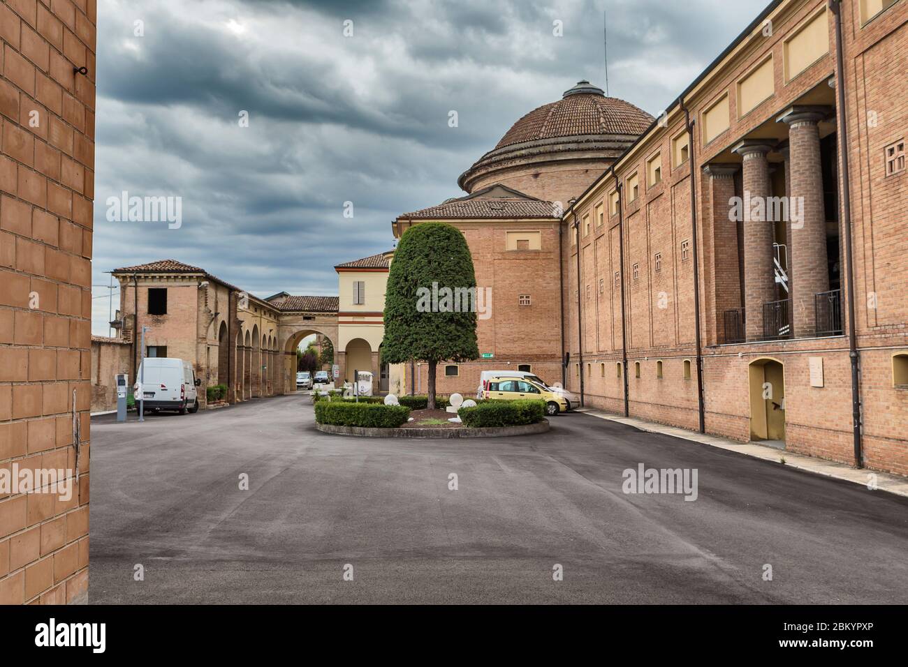 Modena cemetery hi-res stock photography and images - Alamy