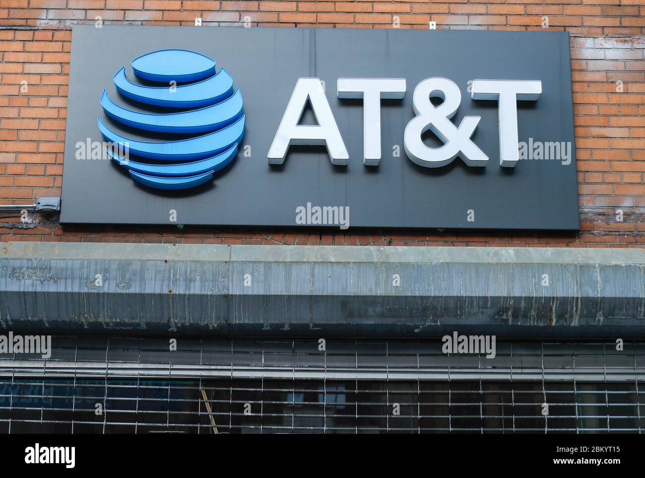An AT&T logo seen on one of their branches Stock Photo - Alamy