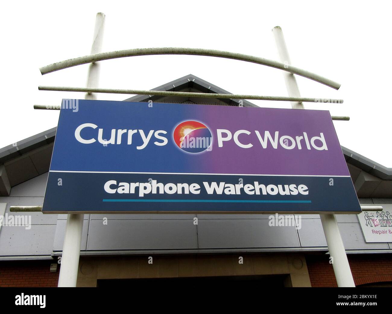 Currys Pc World stores an Electrical and computer retailer closed Stock ...