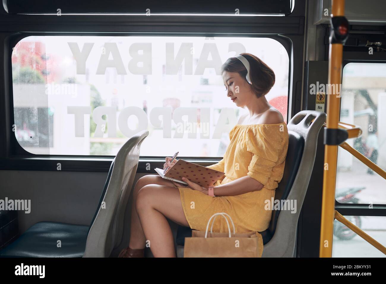 Bus writing hi-res stock photography and images - Alamy