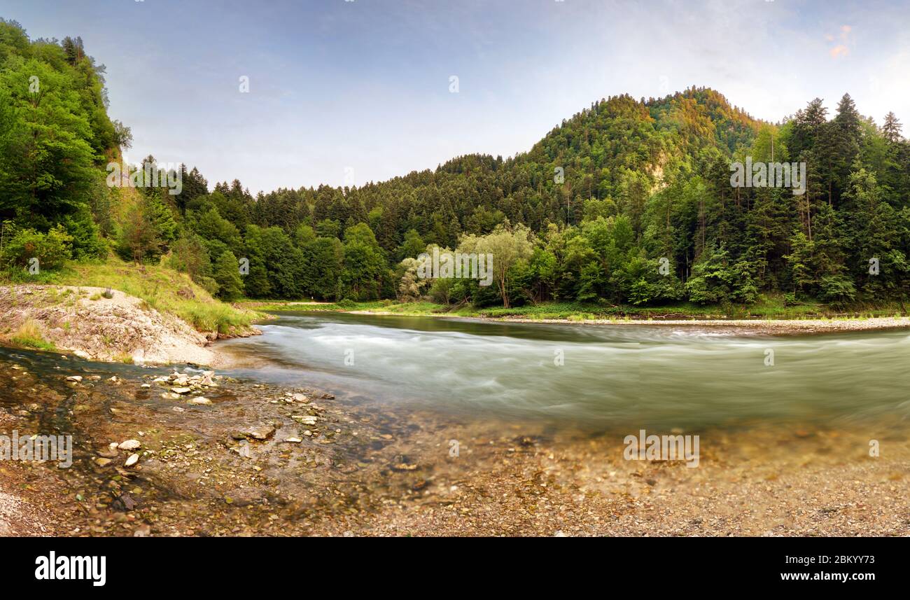 Pieniny mountains in summer hi-res stock photography and images - Alamy