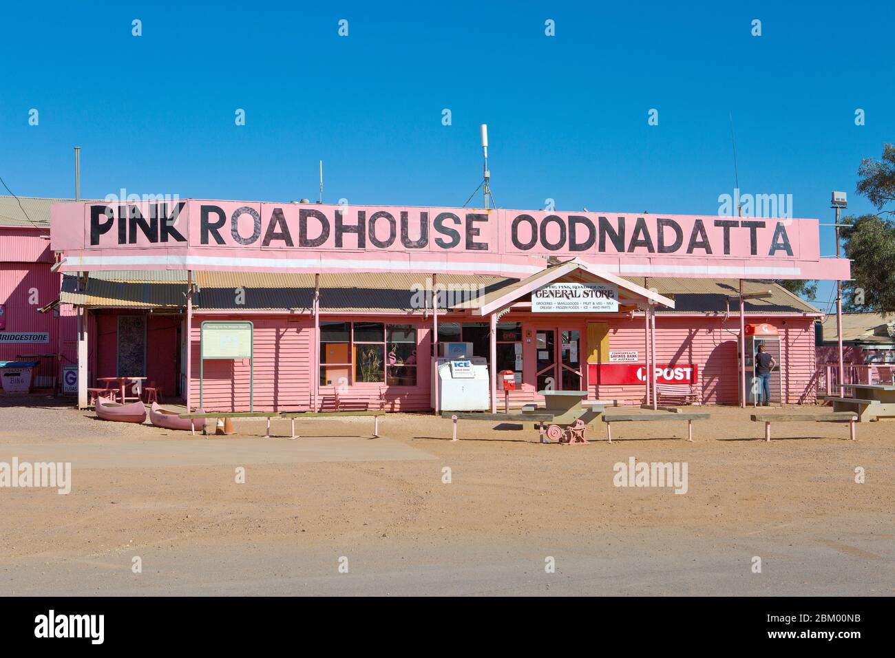 Oodnadatta track 4wd hi-res stock photography and images - Alamy