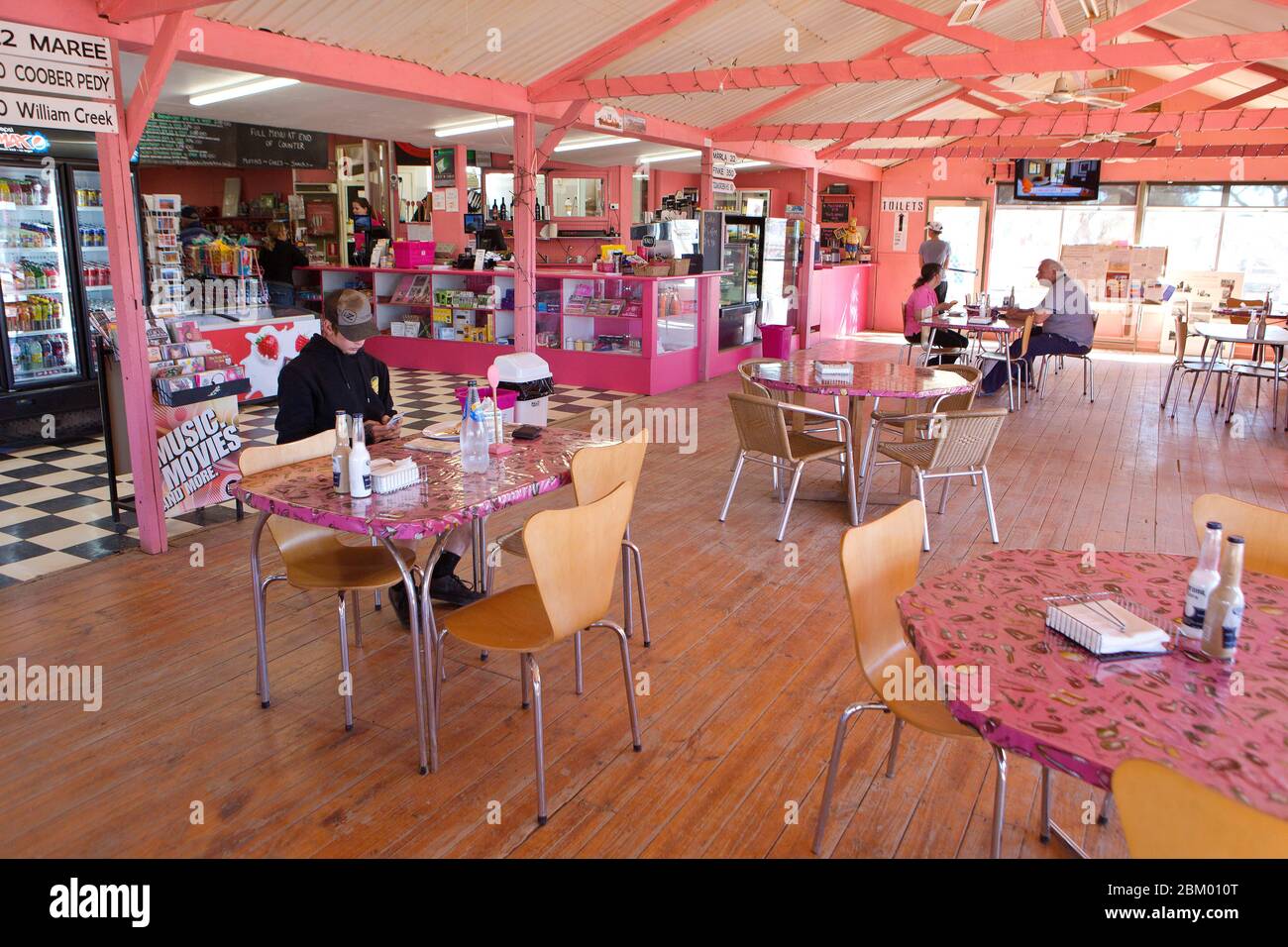 Pink Roadhouse, Oodnadatta, South Australia, Australia Stock Photo - Alamy
