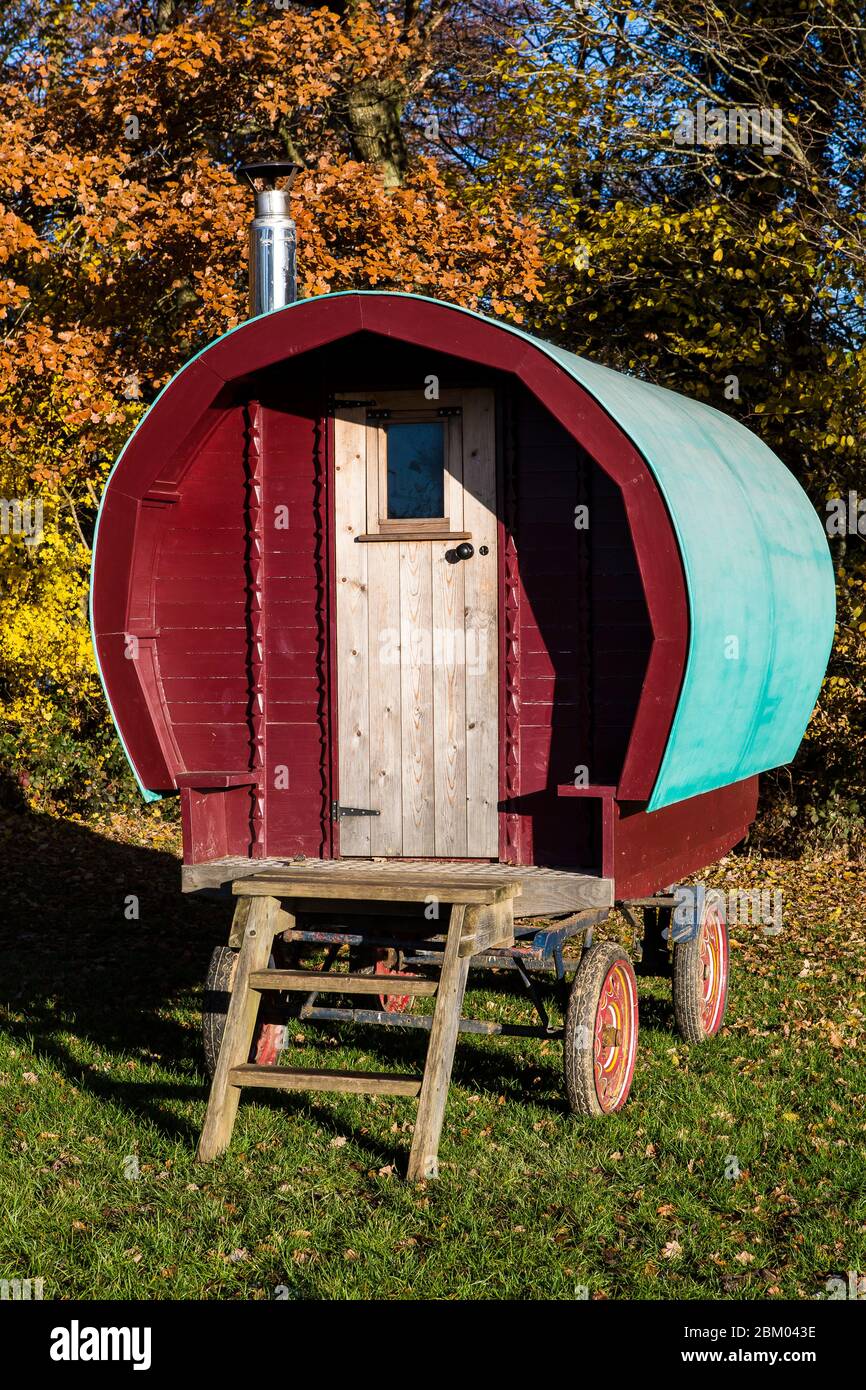 Gypsy wagon camping hi-res stock photography and images - Alamy