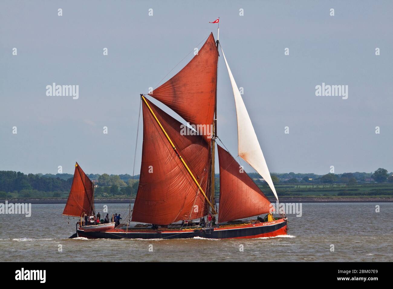 Thames barge hull hi-res stock photography and images - Alamy
