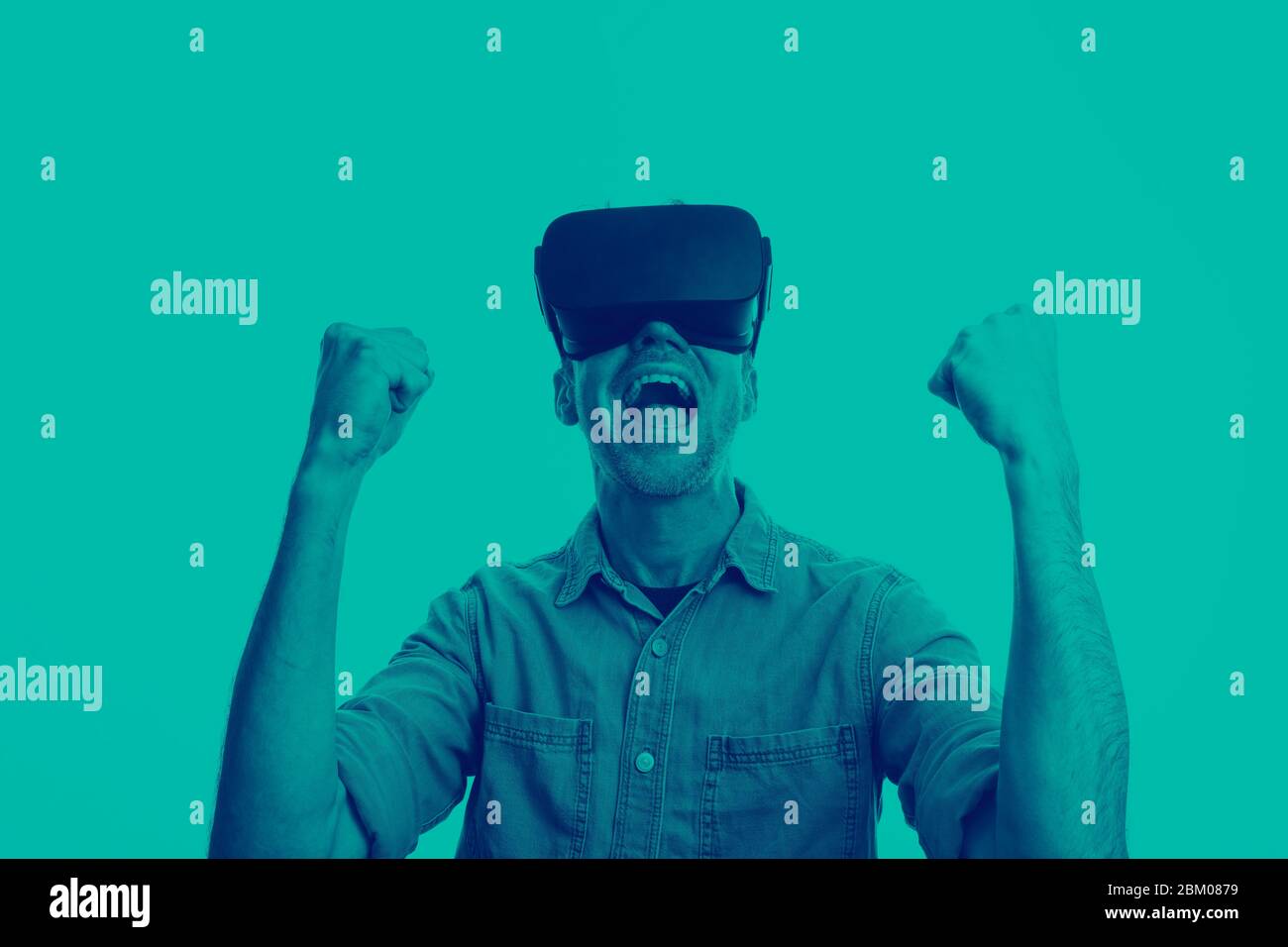 Man wearing a vr headset High Resolution Stock Photography and Images ...