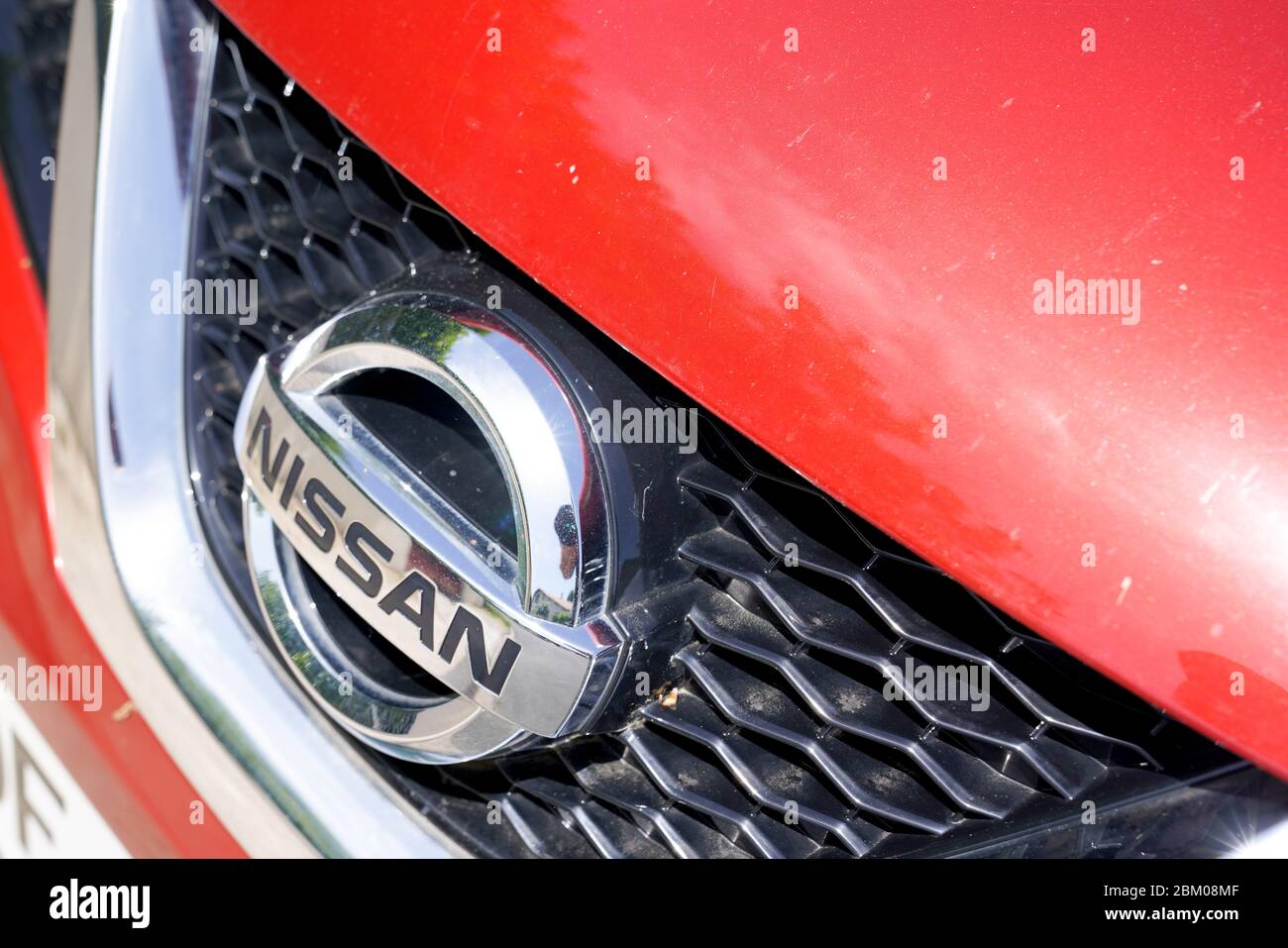 Nissan dealership exterior hi-res stock photography and images - Alamy