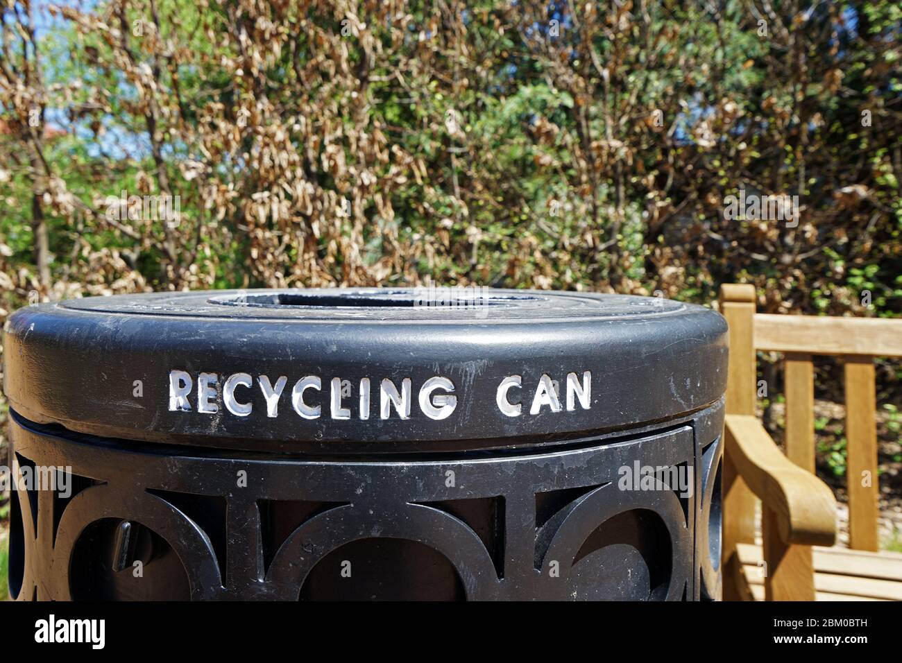 Metal tin can icon hi-res stock photography and images - Alamy
