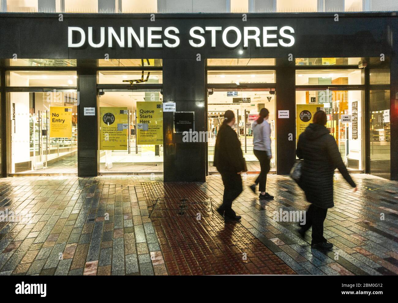 Irish department stores hi-res stock photography and images - Alamy