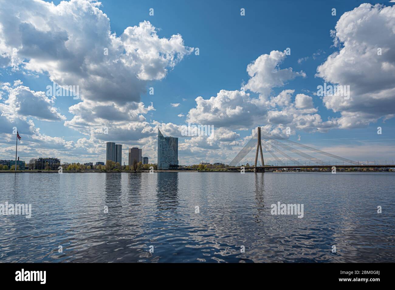 Modern cable hi-res stock photography and images - Alamy