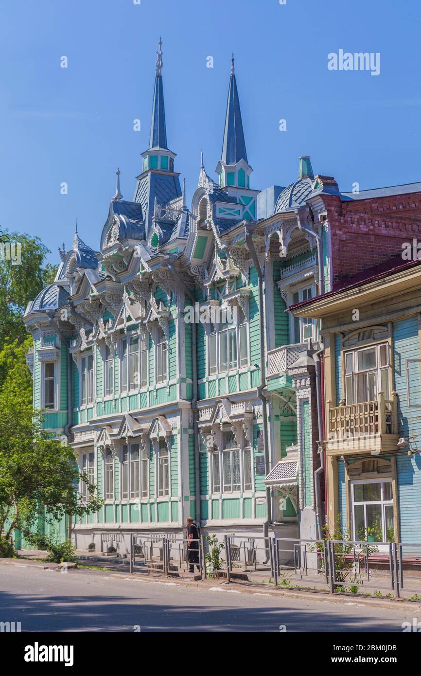 Tomsk wooden architecture hi-res stock photography and images - Alamy