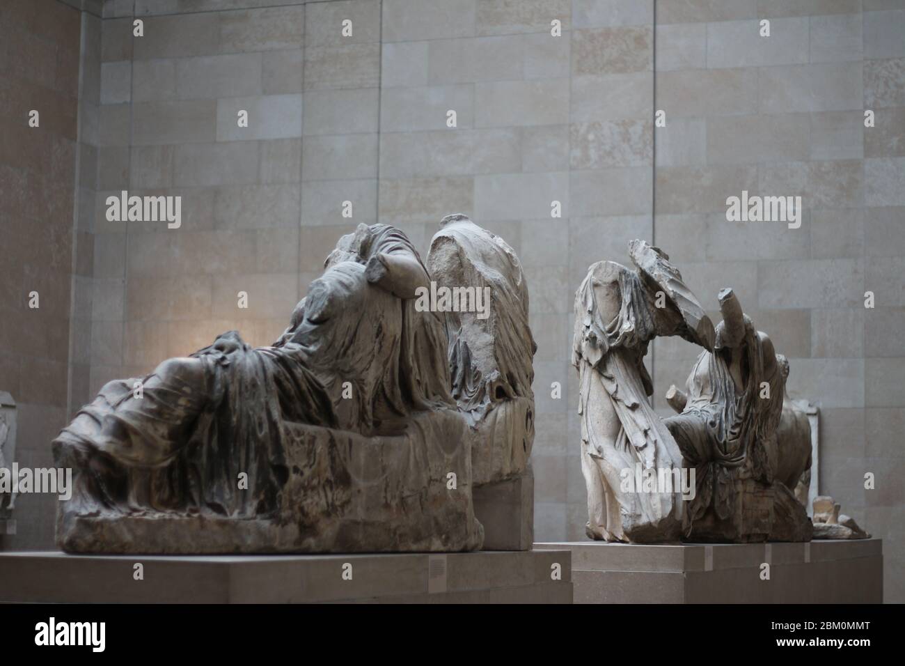 Greco roman artifacts hi-res stock photography and images - Alamy