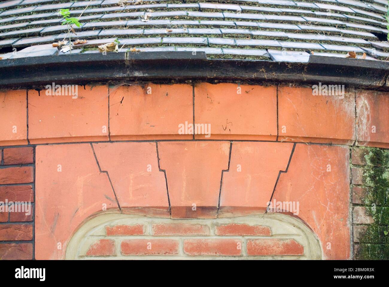 Red Brick Terracotta Gothic St. Pauls Hotel The Melody Whisky Bar, 153 ...