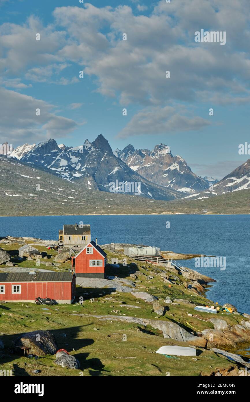 Colorful houses in the settlement of Tasiusaq Greenland Stock Photo - Alamy
