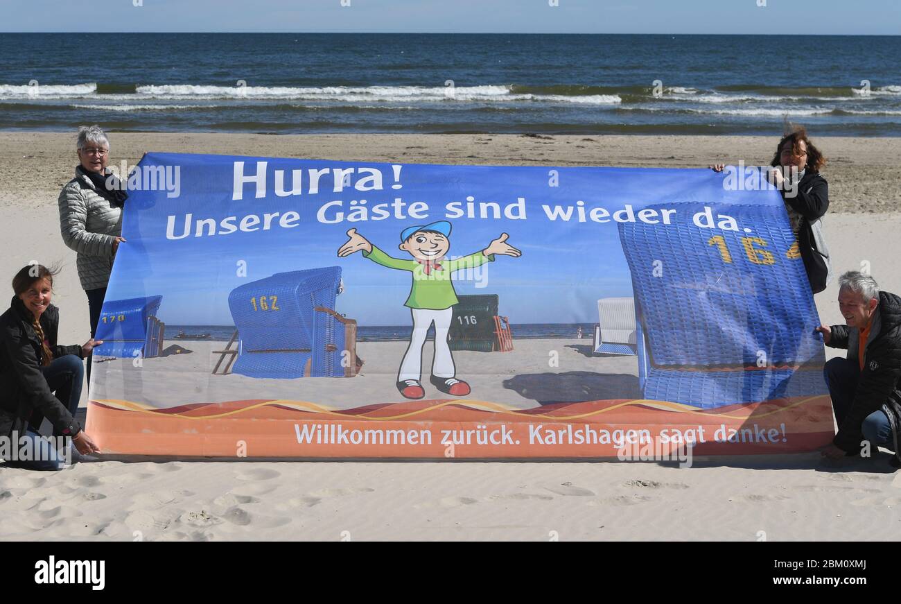 Welcome back employees hi-res stock photography and images - Alamy