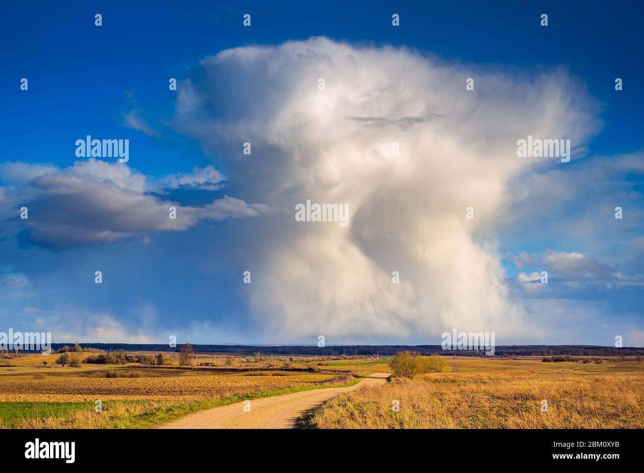Landscape of cumulus snow cloud formation, dramatic view Stock Photo ...