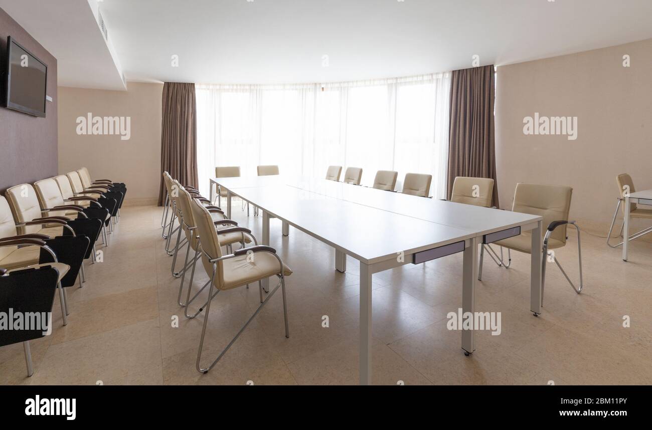 Negotiations room hi-res stock photography and images - Alamy