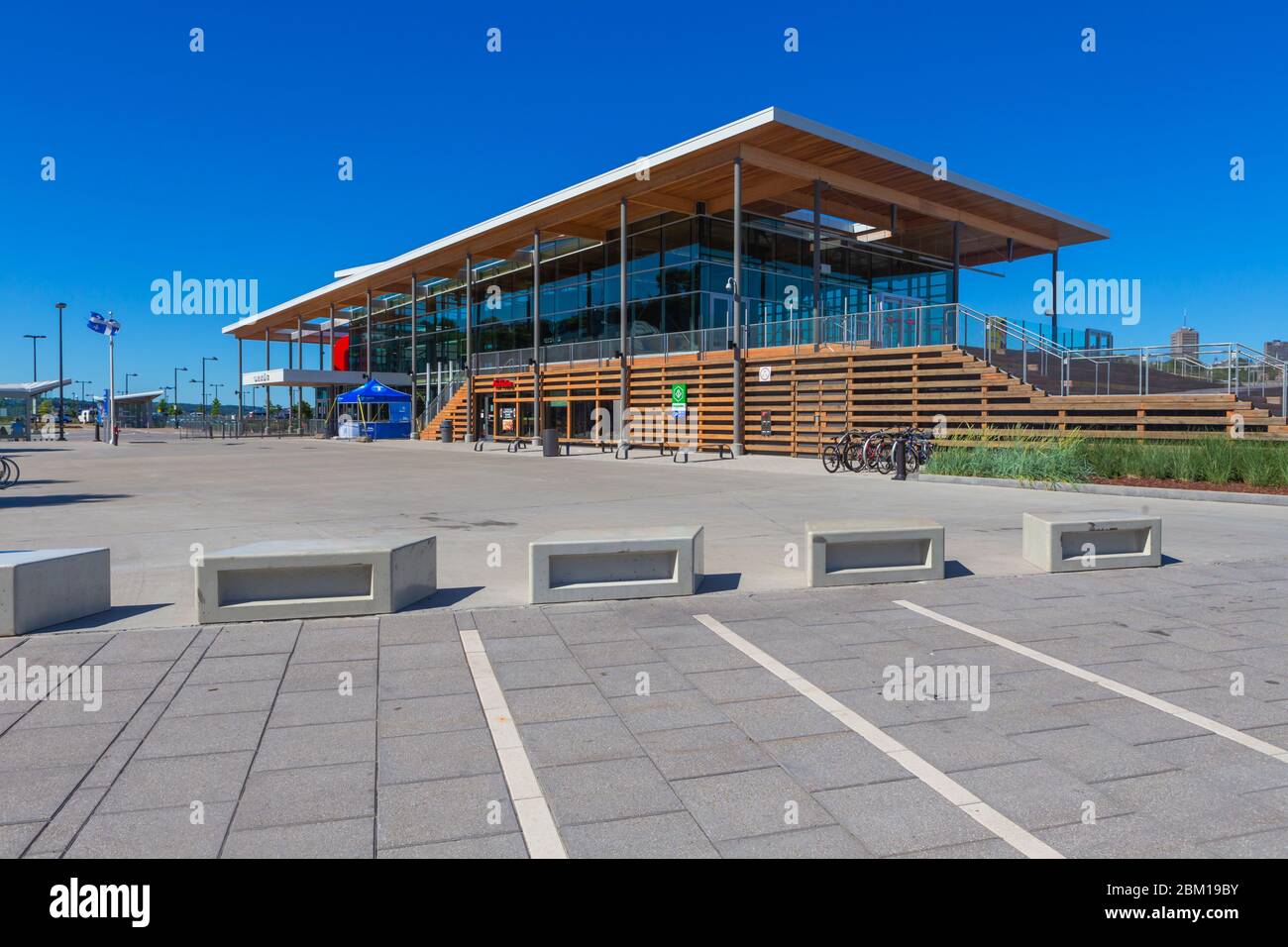 Quebec levis ferry terminal hi-res stock photography and images - Alamy