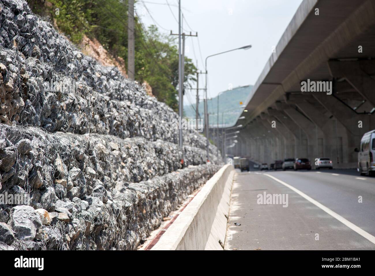 Iron fence stone wall hi-res stock photography and images - Alamy
