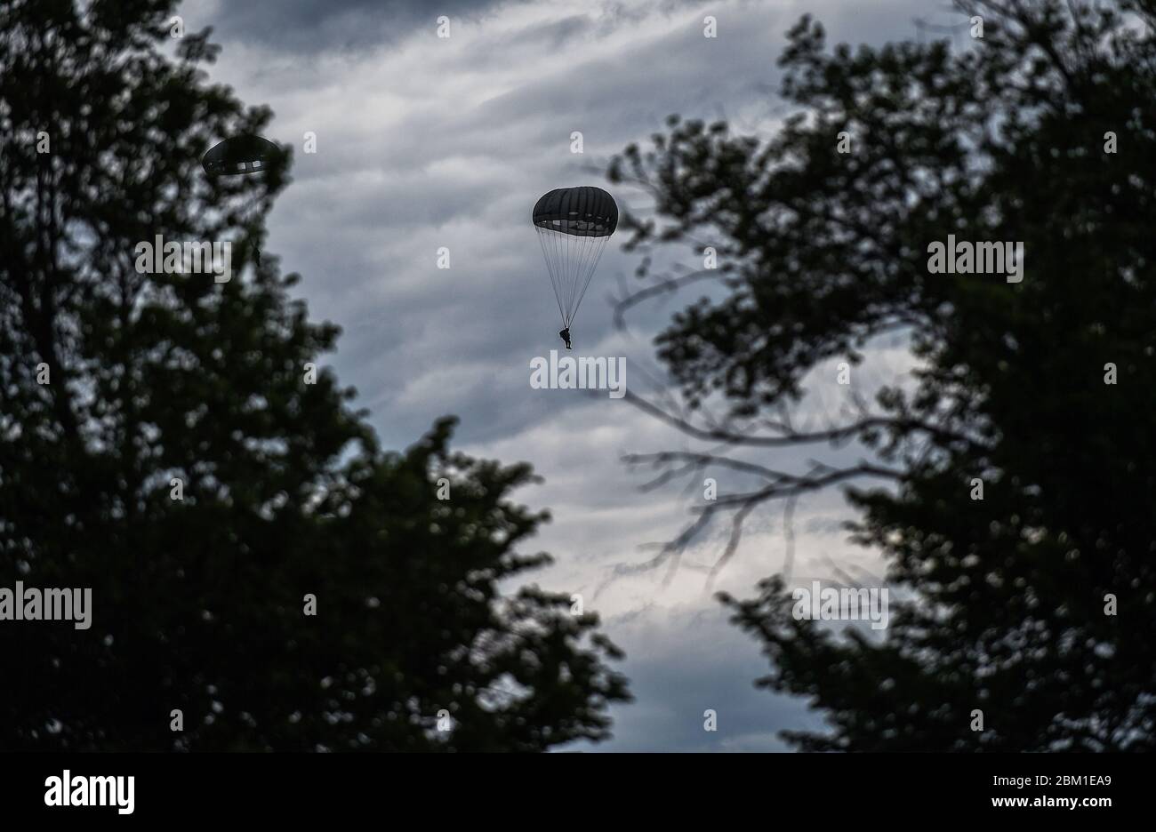 Infiltration techniques hi-res stock photography and images - Alamy