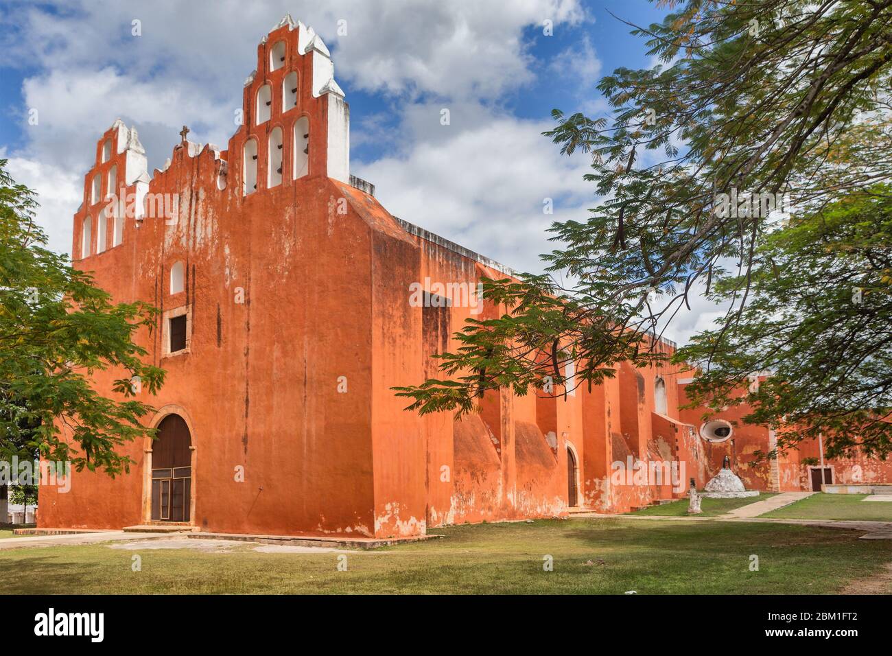 Iglesia De Muna church, Muna, Yucatan, Mexico Stock Photo - Alamy