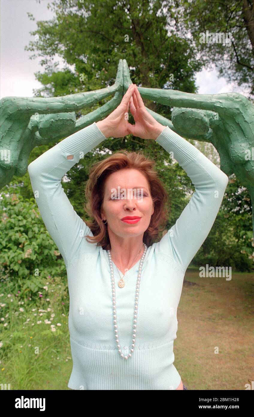 Actress Margi Clarke UK 2001 Stock Photo - Alamy