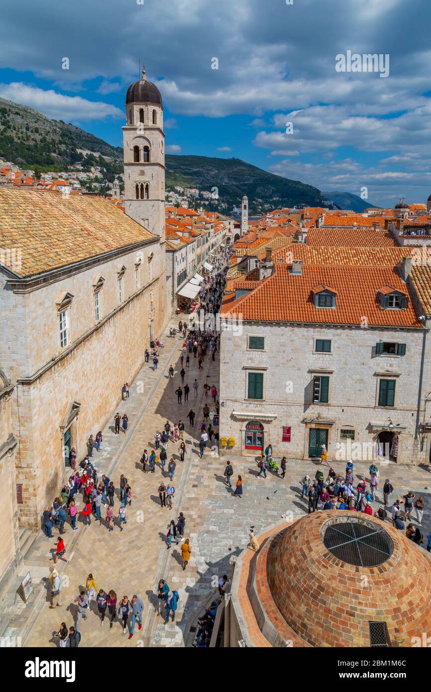 Visitors on Stradun and Franciscan Church and Monastery, Dubrovnik Old ...