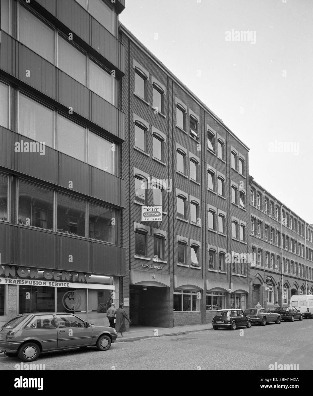 Street scene in leeds business district hi-res stock photography and ...