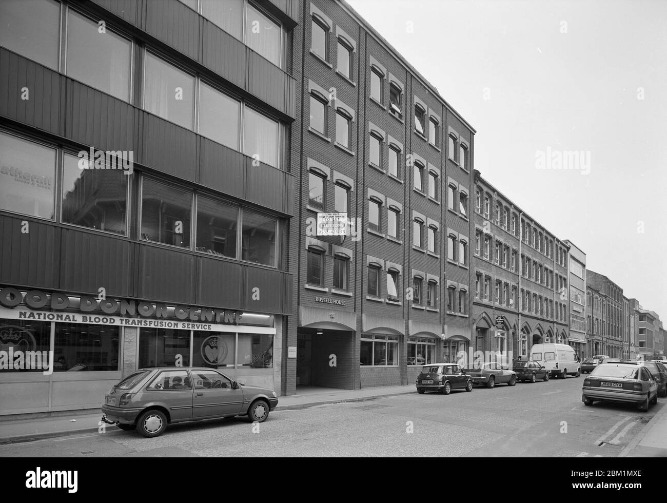 Street scene in leeds business district hi-res stock photography and ...