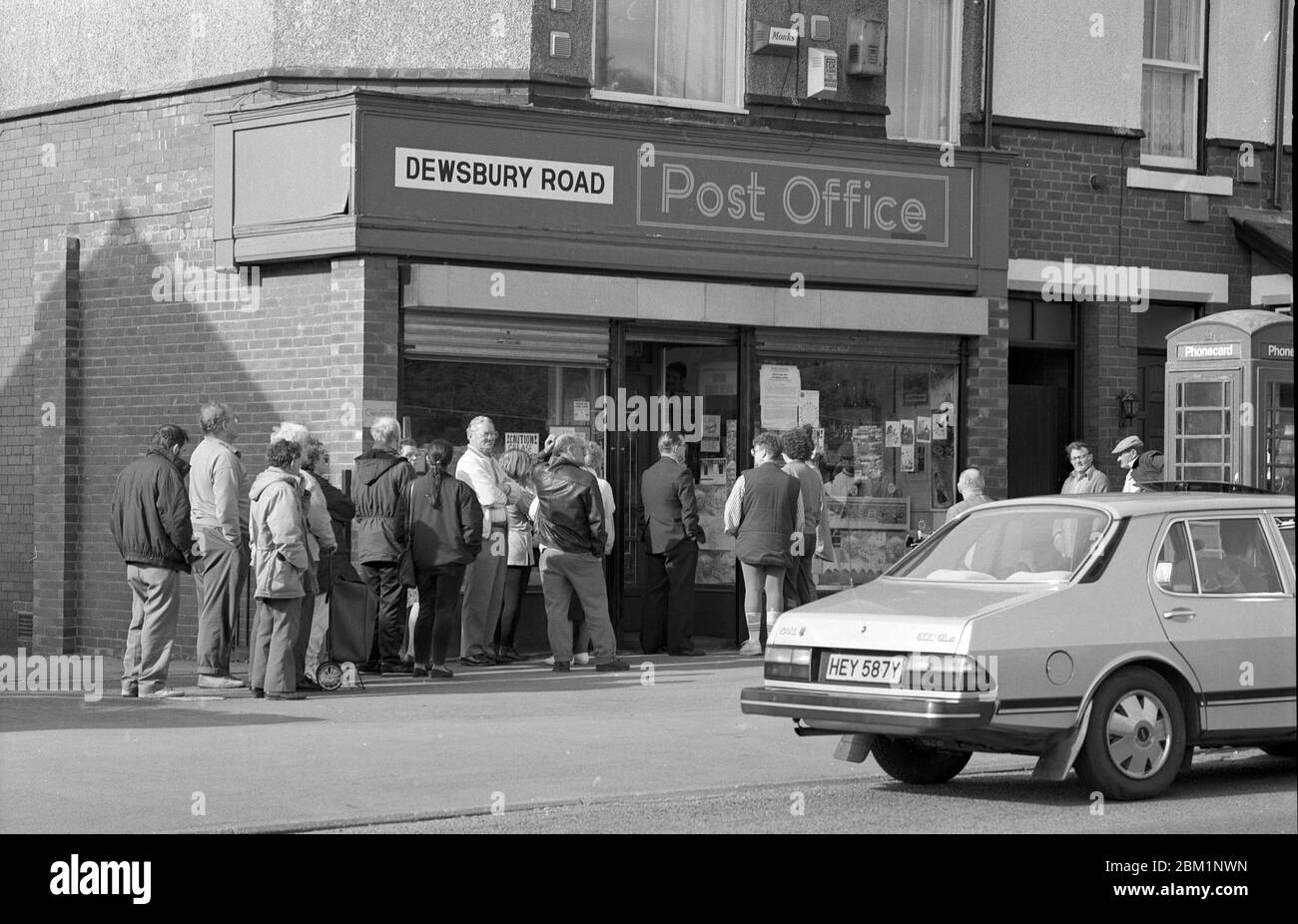Poverty britain 1990s hi-res stock photography and images - Alamy