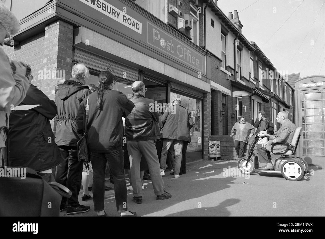 Poverty britain 1990s hi-res stock photography and images - Alamy