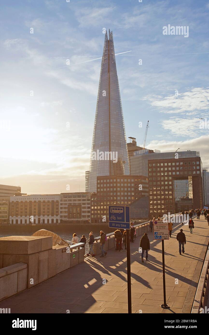 The Shard in Afternoon Light: London’s impressive skyscraper Stock ...