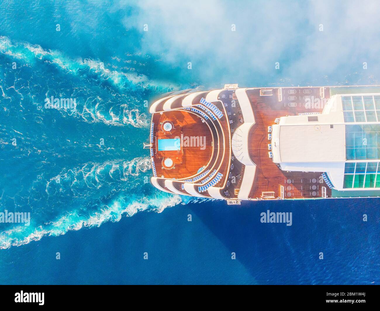Top view deck large ship hi-res stock photography and images - Alamy