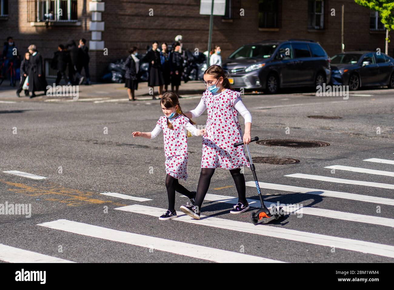 Hasidic children hi-res stock photography and images - Alamy